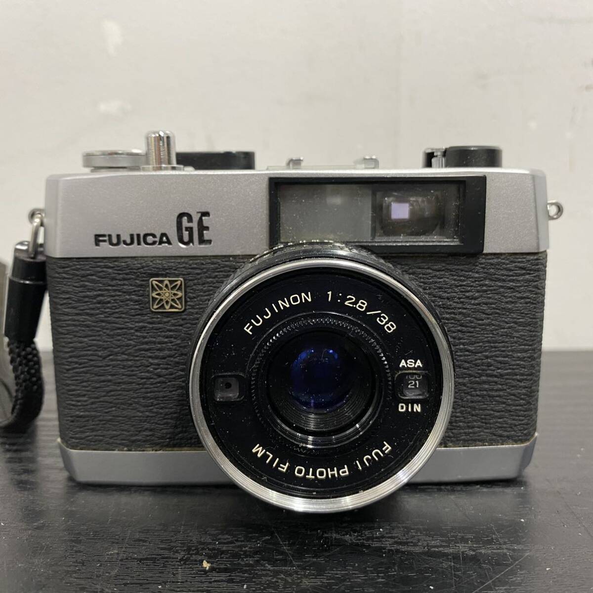 【傷や汚れあり】UU183 Z カメラ フジカ FUJICA GE フィルムカメラ FUJINON 1:2.8/38 レトロ カメラ 現状品の落札情報詳細 - Yahoo!オークション落札価格 ...