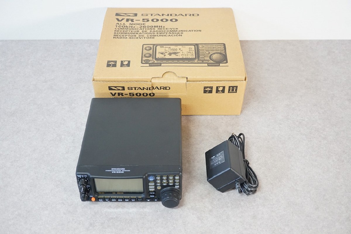 【やや傷や汚れあり】[QS][D4265880] STANDARD スタンダード VR-5000 広帯域受信機 PA-4A アダプタ/元箱 ...