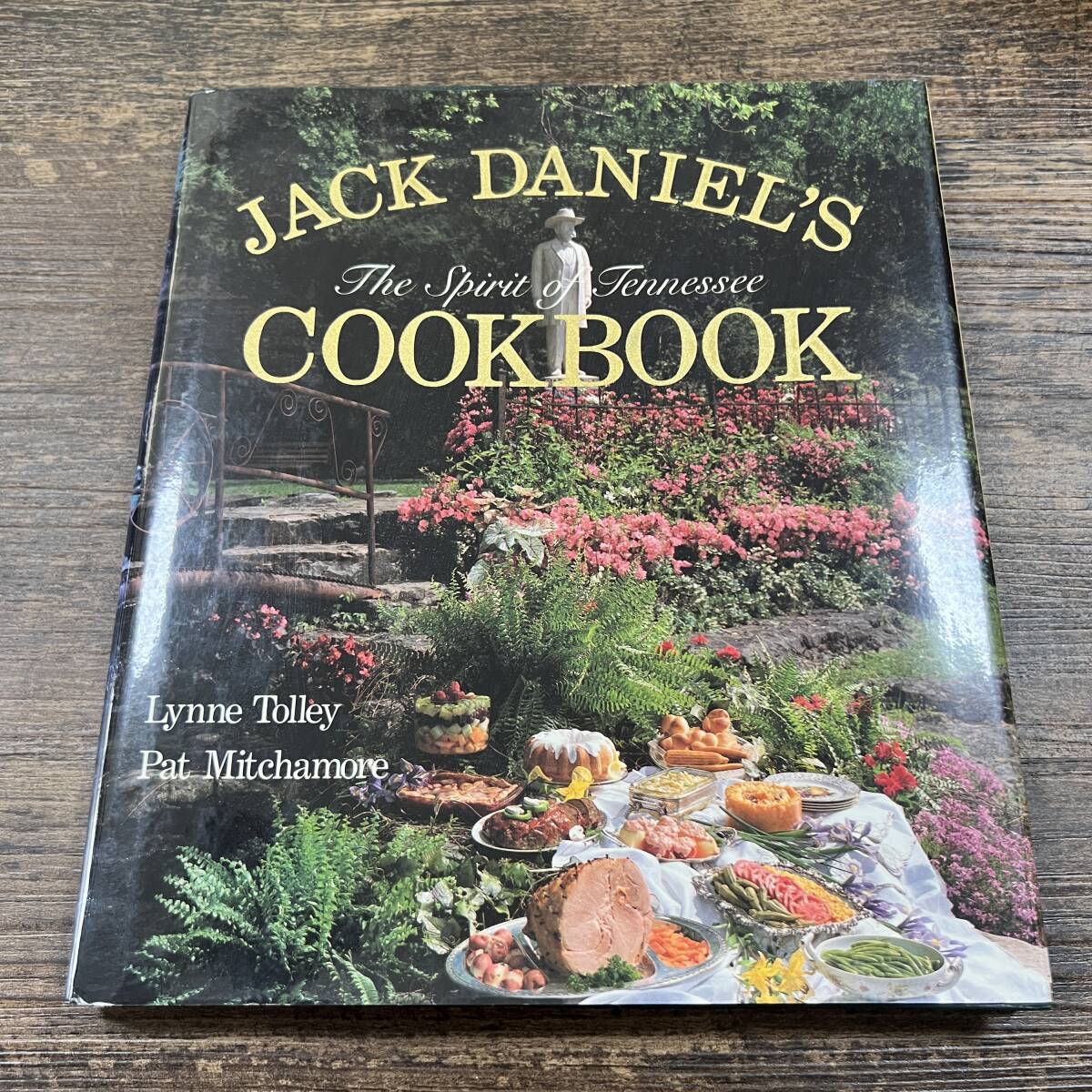 【やや傷や汚れあり】K-3576 Jack Daniel's the Spirit of Tennessee Cookbook Lynne ...