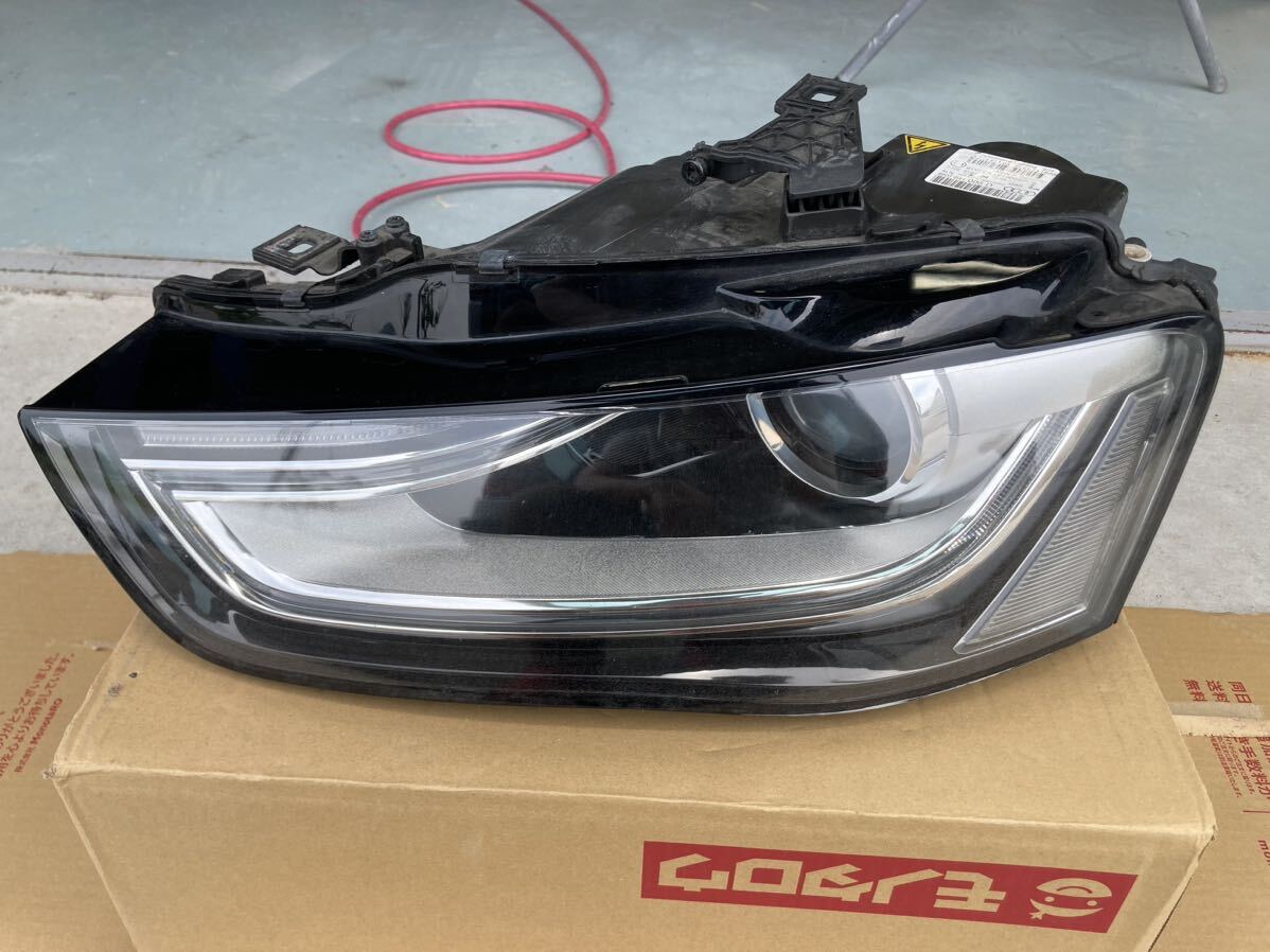 【傷や汚れあり】【即決有】 レンズ磨き済み アウディ A4 8K 後期 純正 左 ヘッドライト HID 8K0 941 005D ...