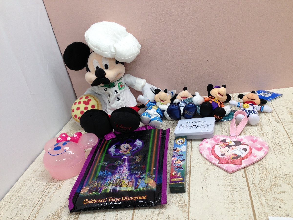 【やや傷や汚れあり】 ディズニー 《大量セット》ミッキー ミニー ぬいぐるみ ぬいぐるみバッジ 小物入れほか 10点 1L119 【80】の ...