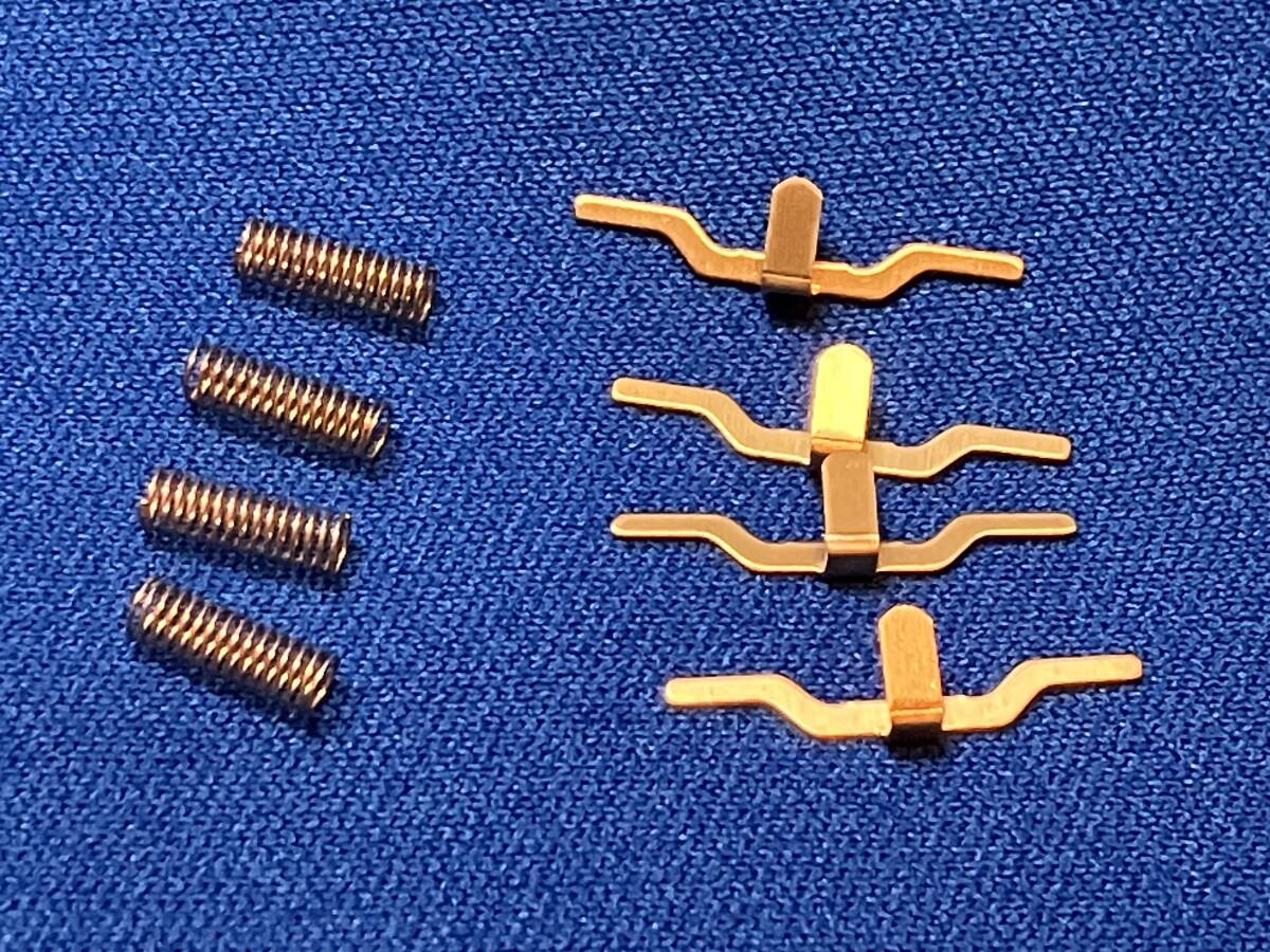 【目立った傷や汚れなし】TOMIX トミックス 集電シュー JS21 （取り外し品） 集電スプリング JS06（取り外し品） 各4個1セット 1両分 複数ありの落札情報詳細 - ヤフオク落札 ...
