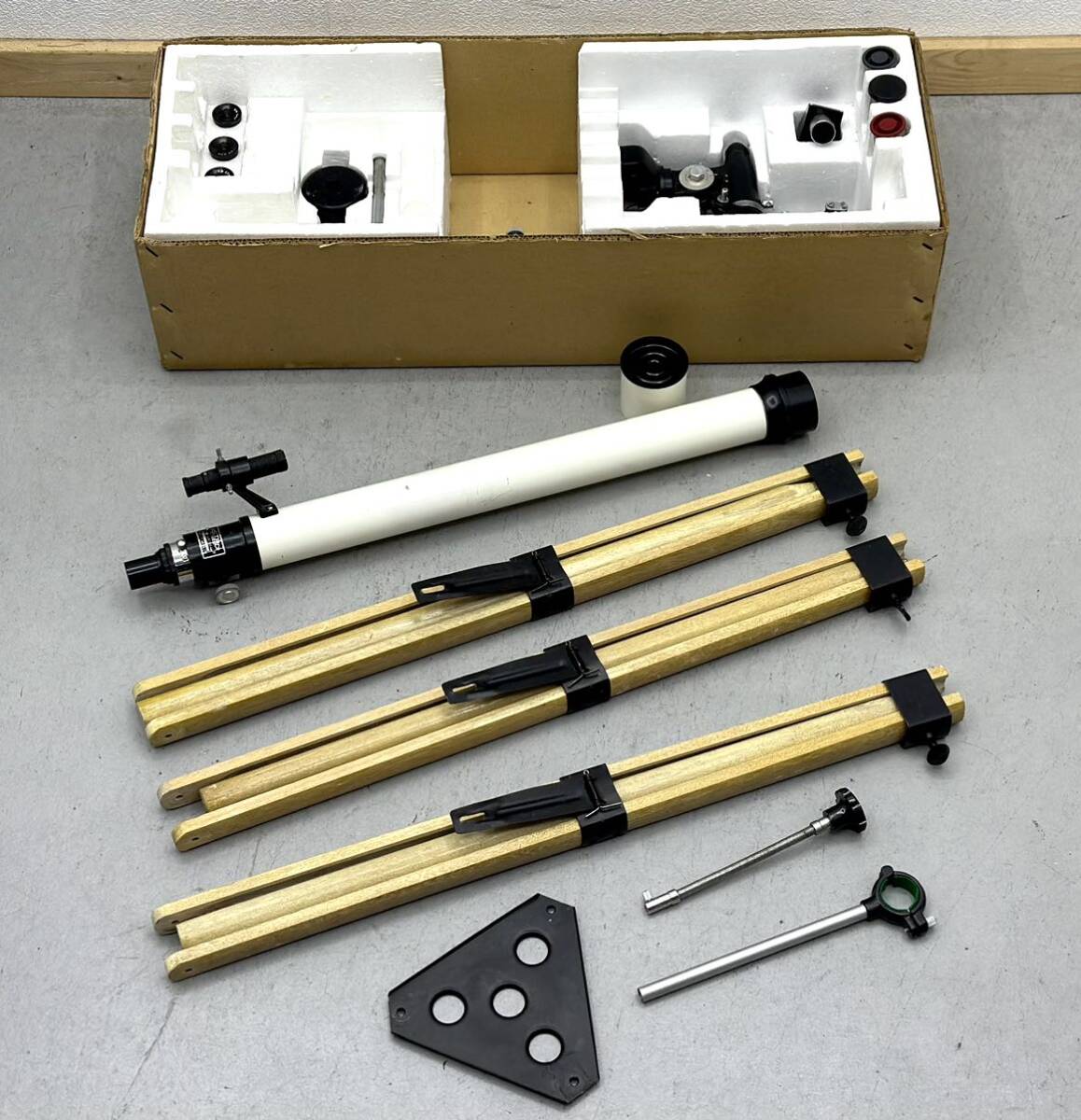 【傷や汚れあり】ASTRO アストロ D50mm f750mm R-51 望遠鏡 天体望遠鏡 兵庫県姫路市から 24-1582の落札情報詳細 - Yahoo!オークション落札価格検索 オークフリー