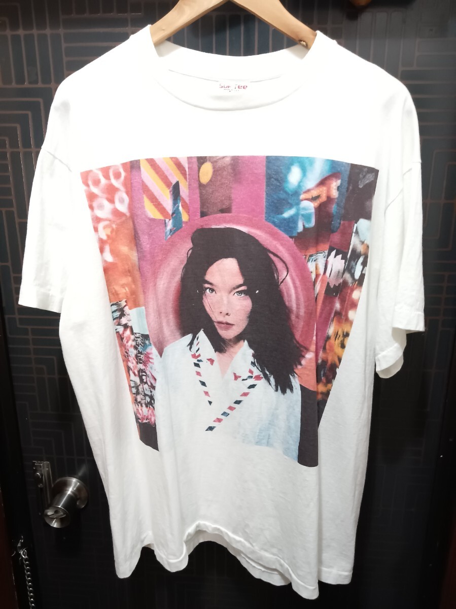 【目立った傷や汚れなし】90s Bjork POST 1995 vintage t-shirt ヴィンテージ ビンテージ Tシャツ ビョーク ...