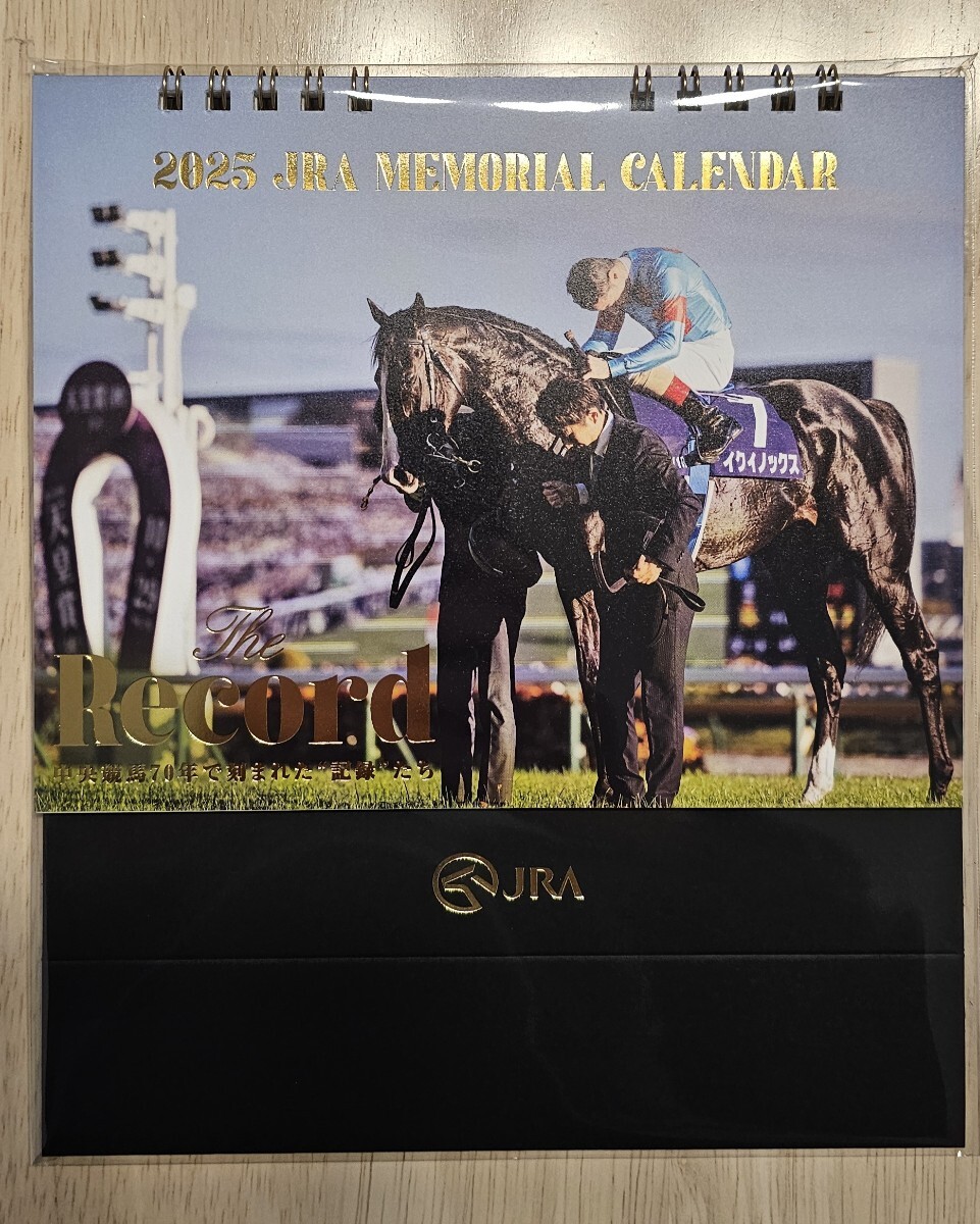 【未使用】【匿名配送送料無料！】JRA70周年記念 2025年JRAメモリアル卓上カレンダー イクイノックス 当選品 『Record』の落札情報詳細 - Yahoo!オークション落札価格検索 ...
