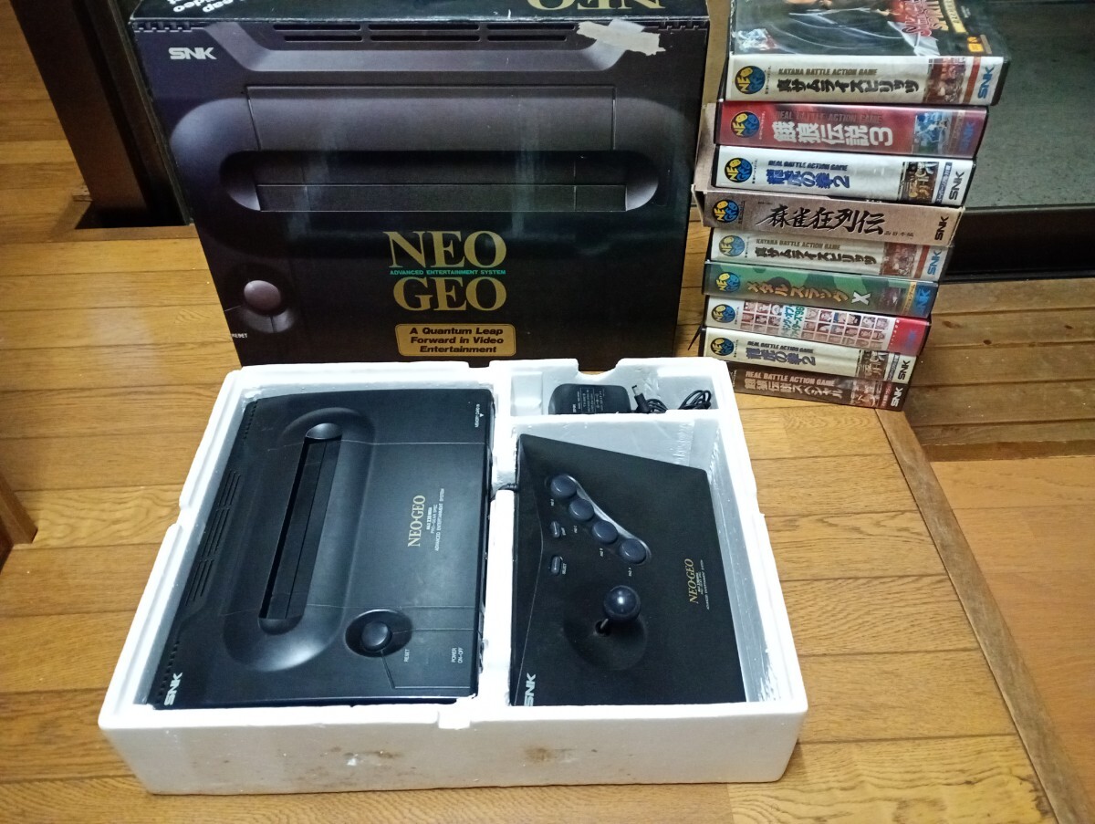 【傷や汚れあり】コレクター引退 中古品 SNK ネオジオ NEOGEO NEO-0 NEO-GEO AES その6の落札情報詳細 - Yahoo!オークション落札価格検索 オークフリー