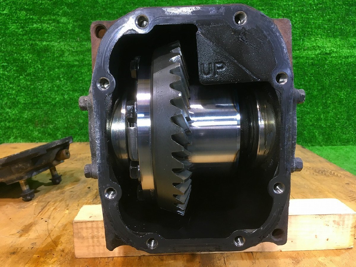 【傷や汚れあり】r管理77068 H13 インプレッサ GDB WRX STI 】★前期 丸目 純正 LSDデフ 39:10 ファイナル 3. ...