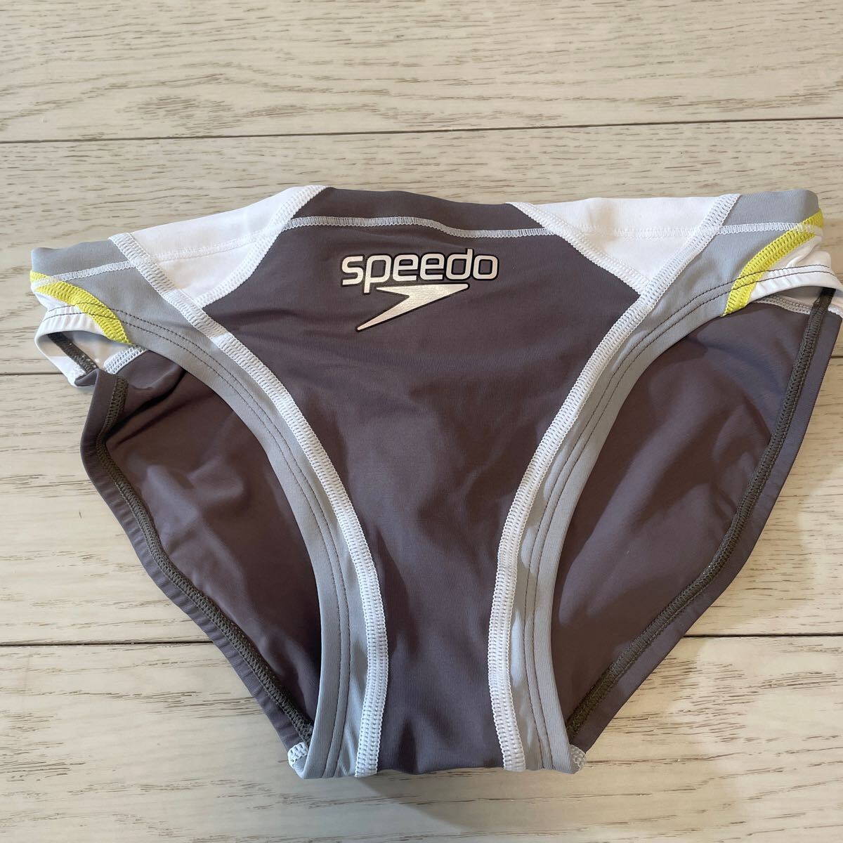 【未使用】【新品箱付】スピード（SPEEDO ）ファストスキンXT（FASTSKIN-XT）ブラックxレッド [SD76A06]SSサイズ ...
