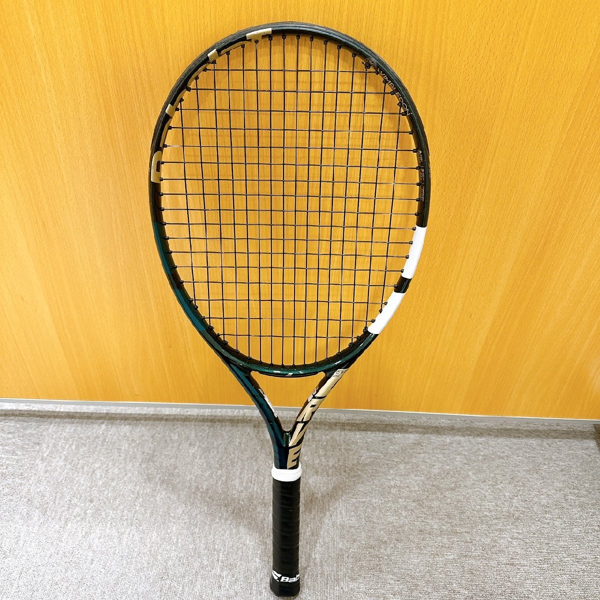 【傷や汚れあり】【TOA6972】Babolatバボラ EVO DRIVE エボドライブ 115 WIMBLEDON ウィンブルドン 硬式ラケット テニス スポーツ テニスラケットの落札情報 ...