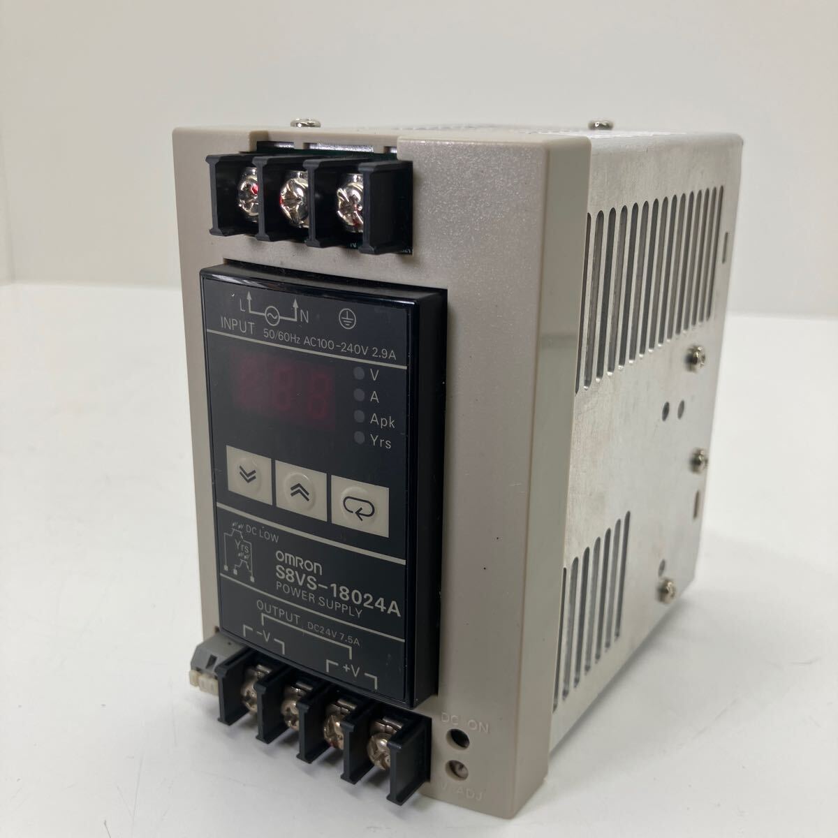 【傷や汚れあり】オムロン OMRON スイッチング パワーサプライ S8VS-18024A/ED2 通電確認のみ R-723の落札情報詳細 - Yahoo!オークション落札価格検索 オークフリー
