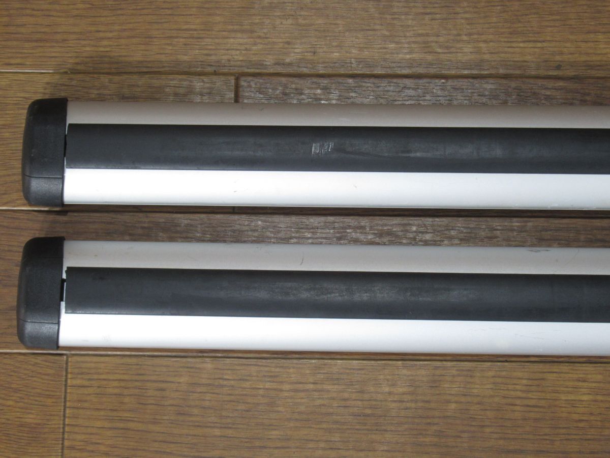 【やや傷や汚れあり】THULEスーリー アルミエアロバー 120cm位 2本 THULE TH861？ 515-0165-02 / 753-1921-02 / AB10/05-41209の落札 ...