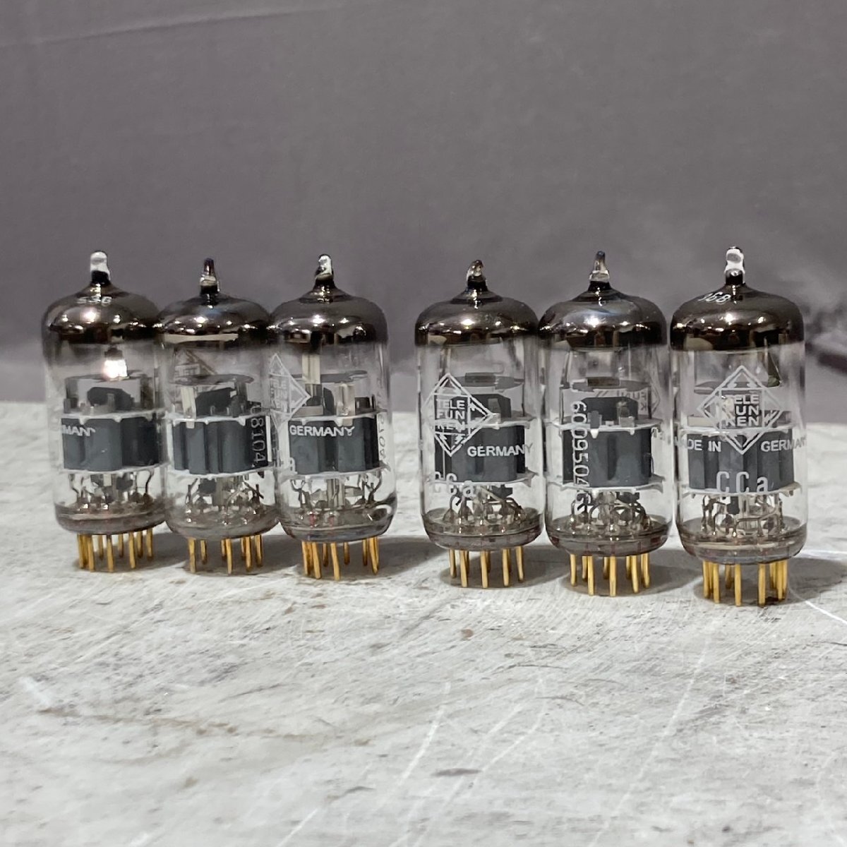 【やや傷や汚れあり】TELEFUNKEN 真空管 E80F 2本セット 金足 テレフンケンの落札情報詳細 - Yahoo!オークション落札価格検索 オークフリー