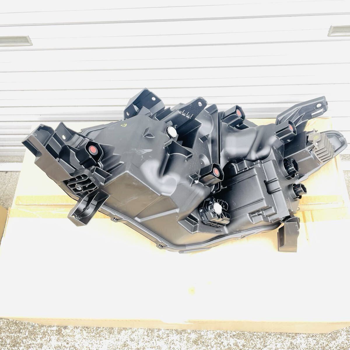 【傷や汚れあり】補修可能 NISSAN 日産 ニッサン C28 セレナ LED ヘッドライト ヘッドランプ 右 RH KOITO 100-2379Y 刻印Eの落札情報詳細 - Yahoo ...