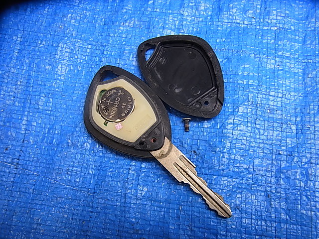 【傷や汚れあり】フ スバル 純正 キーレス リモコン 2ボタン R2 RC1.2 R1 RJ1.2 後期 サンバー TV1.2 ステラ 乳白基盤 動作品 送料200円 Z50の落札情報詳細 ...