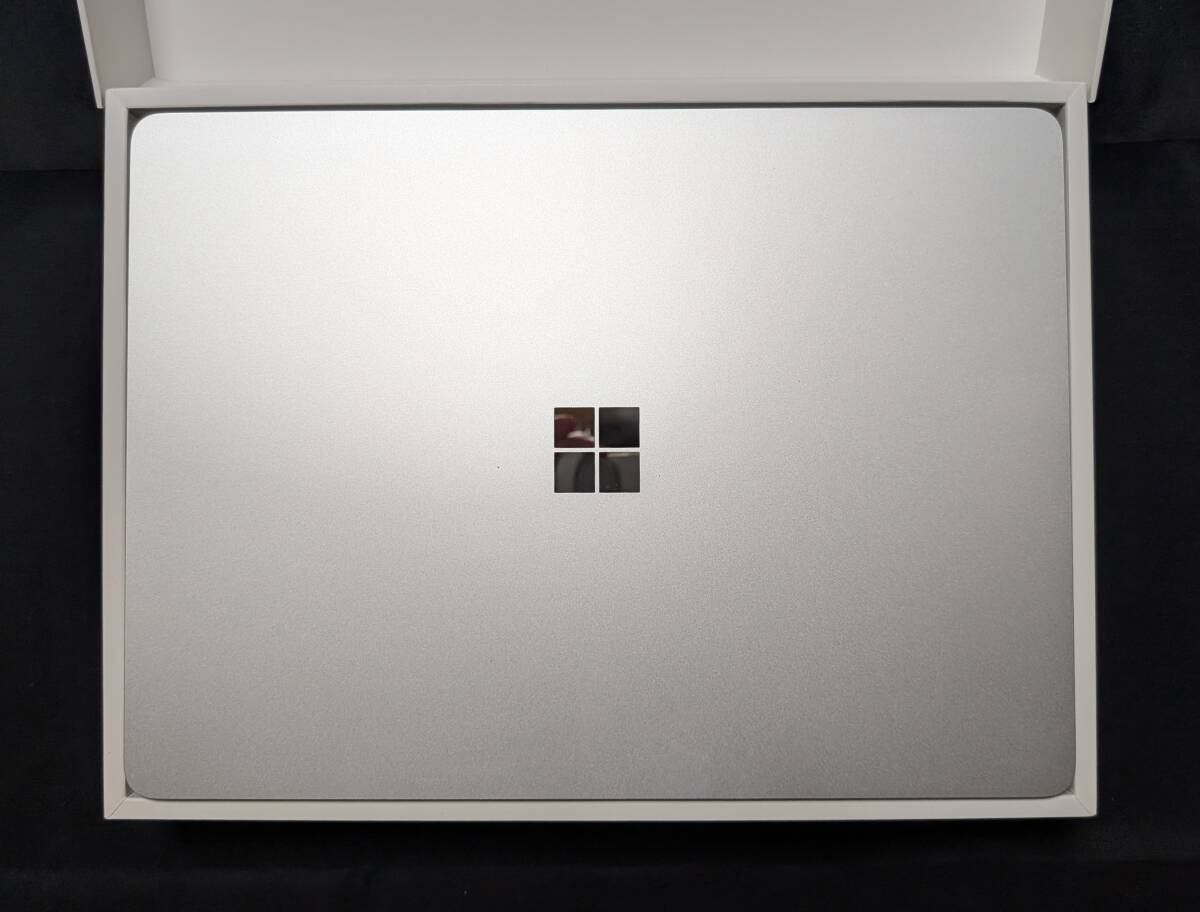 【やや傷や汚れあり】関西 Microsoft Surface Laptop 7th Edition CPU:Snapdragon X 12 ...