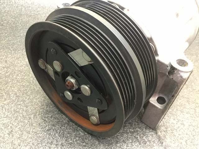 VL018 MB V40 クロスカントリー T5 AWD B5204T エアコン コンプレッサー P31292175 ★動作OK ★即決★の ...