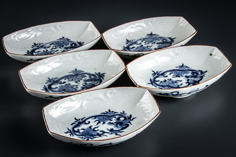 【真】古伊万里染付染付陽刻船形皿5客 江戸後期 1087の落札情報詳細 - Yahoo!オークション落札価格検索 オークフリー