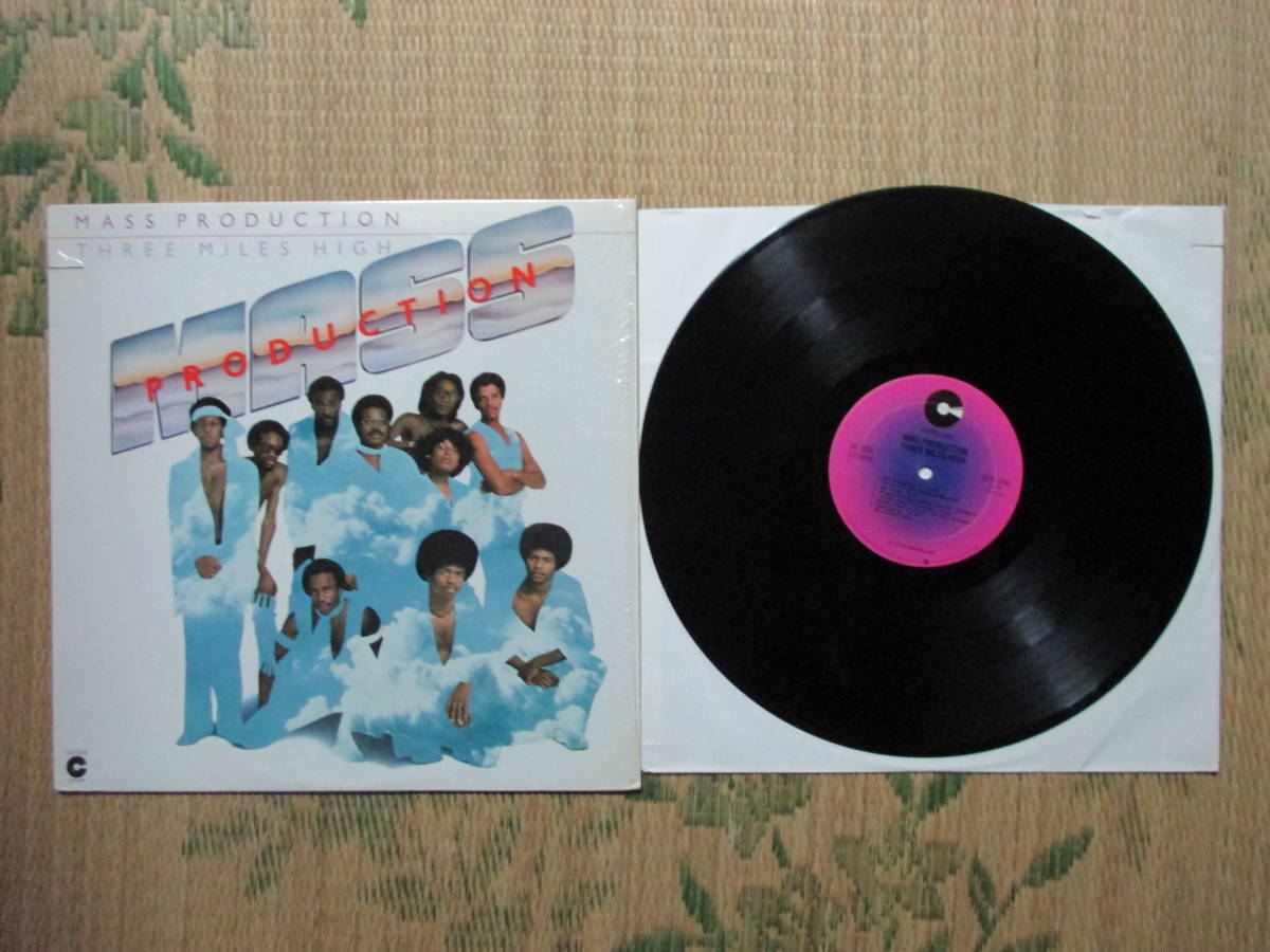 【やや傷や汚れあり】LP Mass Production「THREE MILES HIGH」輸入盤 SD5205 カットアウト シュリンク付 ...