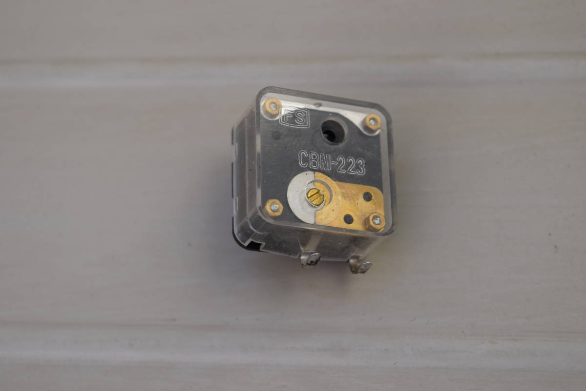 ポリバリコン CBM223 CBM-223 単連 260pF AM用 1個 〒120円の落札情報詳細 - Yahoo!オークション落札価格検索 ...