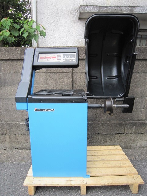 balco/バルコ ホイールバランサー B930 100V オマケ付 手回し式 車輪測定器/測定機械/タイヤ交換/バランス調整/自動車整備 ...