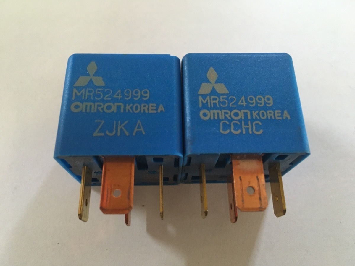 オムロン リレー 2個 12V 未テスト ミツビシ 車から 純正 MR524999 OMRONの落札情報詳細 - ヤフオク落札価格検索 オークフリー