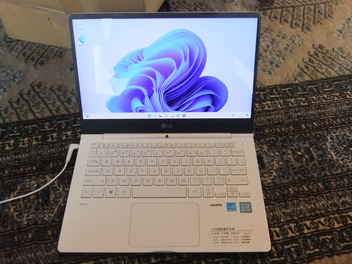 【やや傷や汚れあり】LG gram 13Z970 ssd500GB 8GB intel core i3-7100U 2.40GHz Office365 Personal付の落札情報詳細 ...