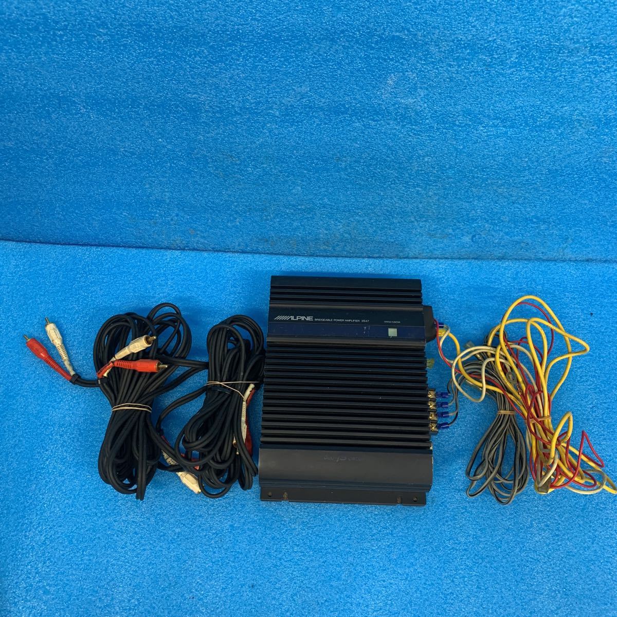 【傷や汚れあり】NO.04135.80.. ALPINE アルパイン パワーアンプ ALPINE 3547 動作未確認 現状ジャンク品 の落札 ...