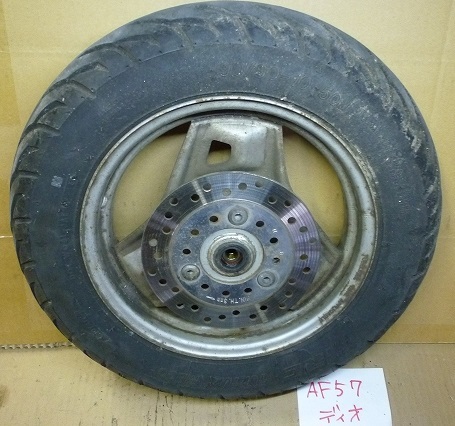 【傷や汚れあり】AF57 スマートディオ Fホイールタイヤ・ディスク (検 honda dio 4T AF55 Z4 AF56 AF58 AF59 クレアスクーピー ジョルノクレア ズーマー ...