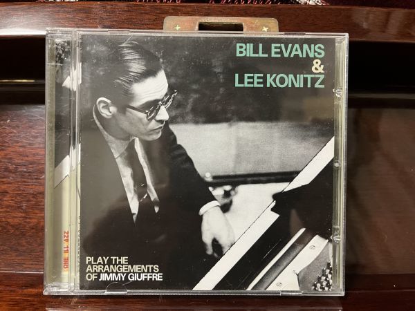 【n】CD LIVE AT THE HALF NOTE LEE KONITZ William Evans リー・コニッツ ビル・エヴァンス 紙 ...