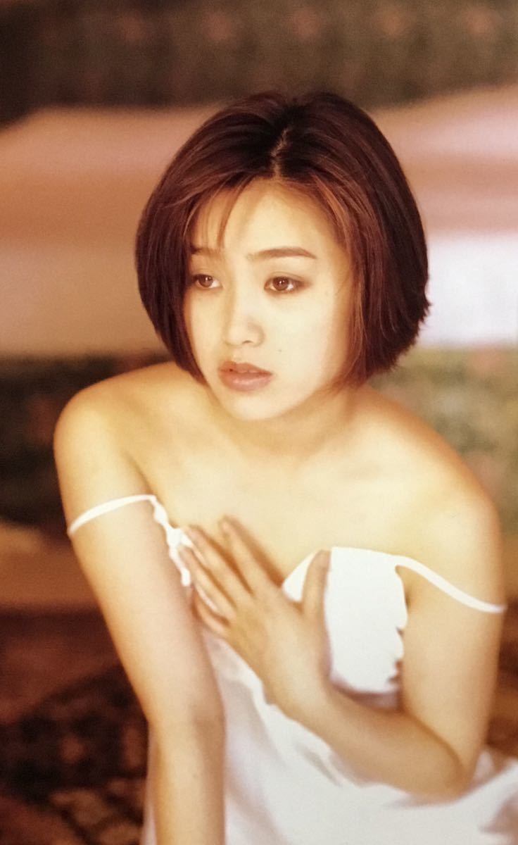 【やや傷や汚れあり】 酒井法子 写真集 Sentire 碧いうさぎ のりピー美乳 美女 セクシー 美尻 グラマー スレンダー 美脚 下着 送料