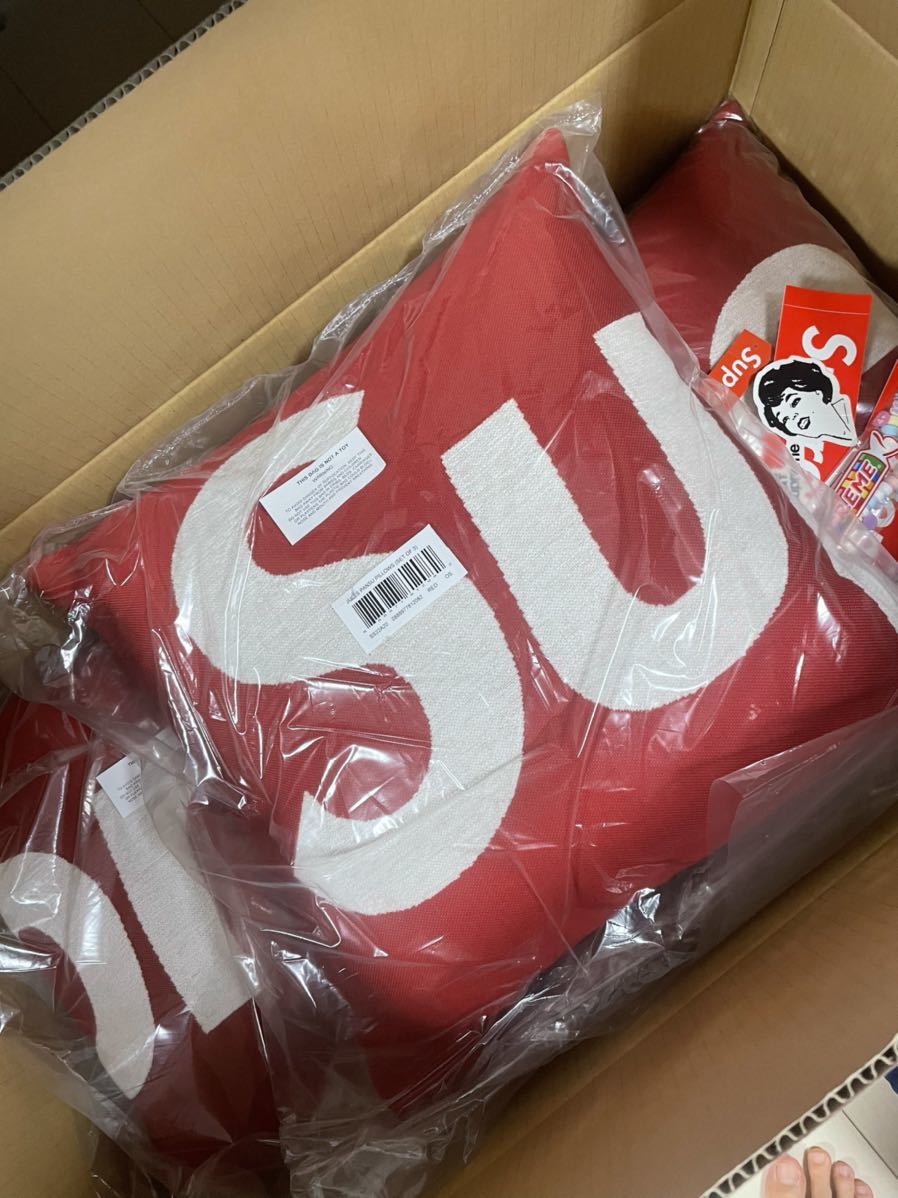 【未使用】1円から！ Supreme Jules Pansu Pillows (Set of 3) シュプリーム クッションの落札情報詳細 ...