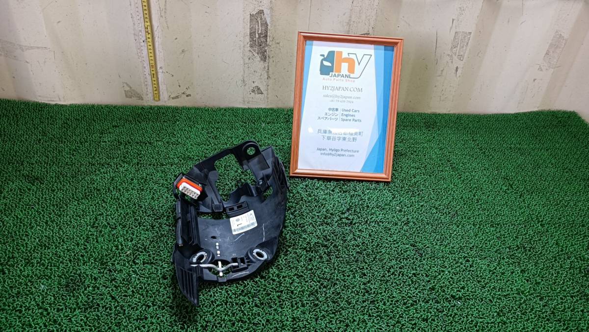 【やや傷や汚れあり】フォルクスワーゲン ヘッドライトサポートブラケット 左 ニュービートル 走行距離100696km 2007 ABA ...