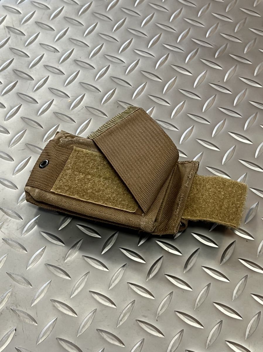 【目立った傷や汚れなし】米軍放出品 米軍実物 USMC M16/M4 SPEED RELOAD POUCH マガジンポーチ 2.5×13.5× ...