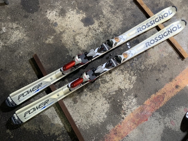【傷や汚れあり】ROSSIGNOL POWER CONCEPT 10.5 カービング 板 160cm + POWER120 ビンディング の ...