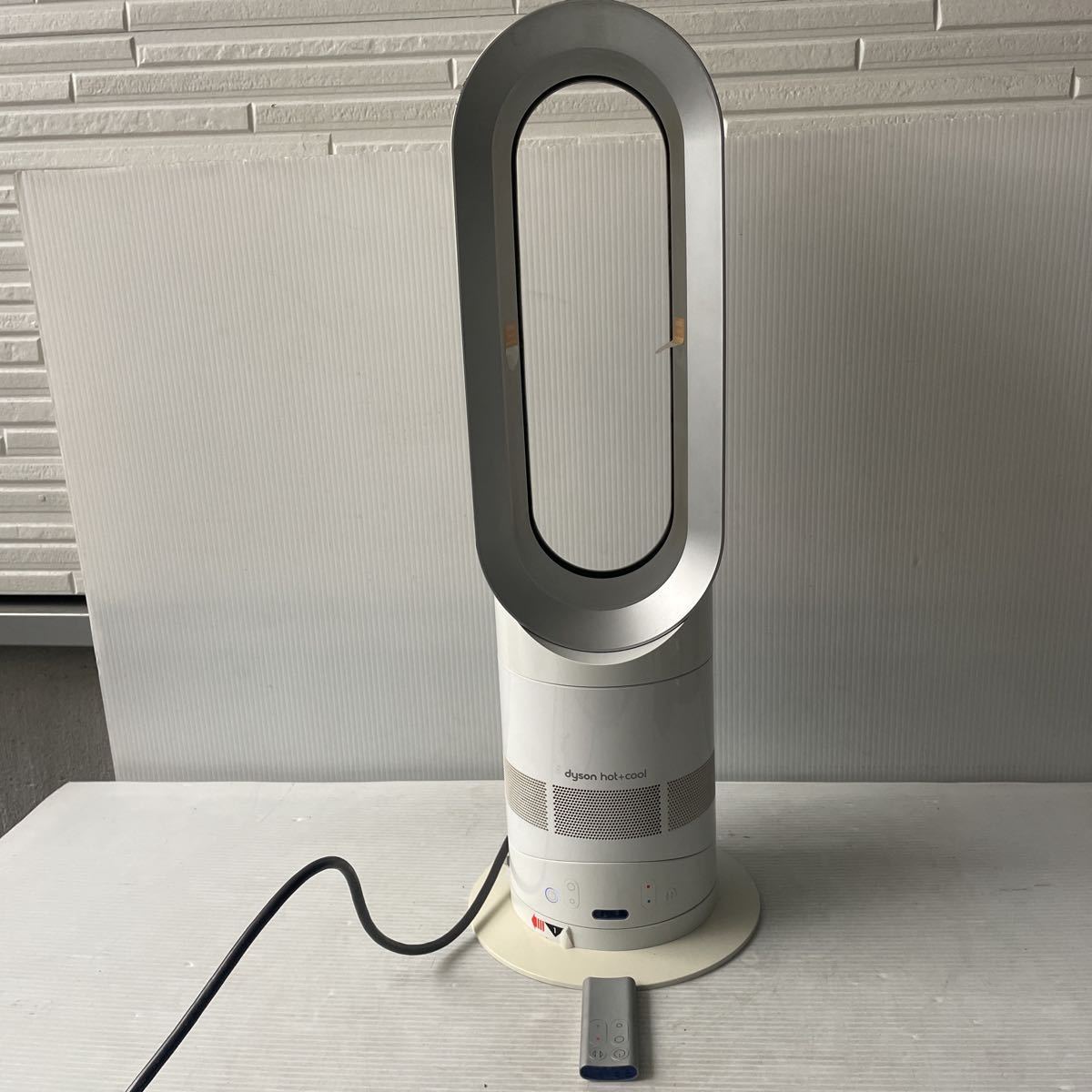 【やや傷や汚れあり】動作確認済 ダイソン ホット&クールAM04 ファンヒーター の落札情報詳細 - ヤフオク落札価格検索 オークフリー