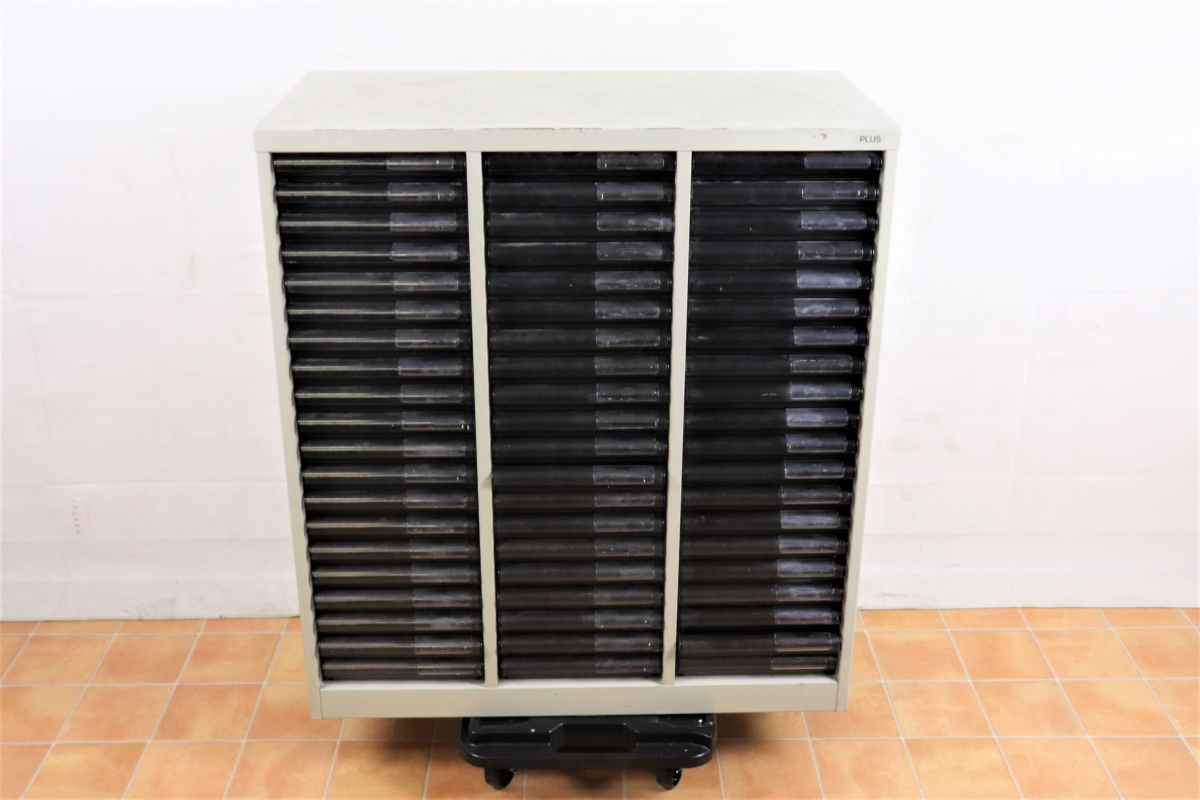 【傷や汚れあり】BISLEY ビズレー 2F ファイリングキャビネット キャビネット 引き出し 2段 収納 鍵付き の落札情報詳細 - ヤフオク落札価格情報 オークフリー