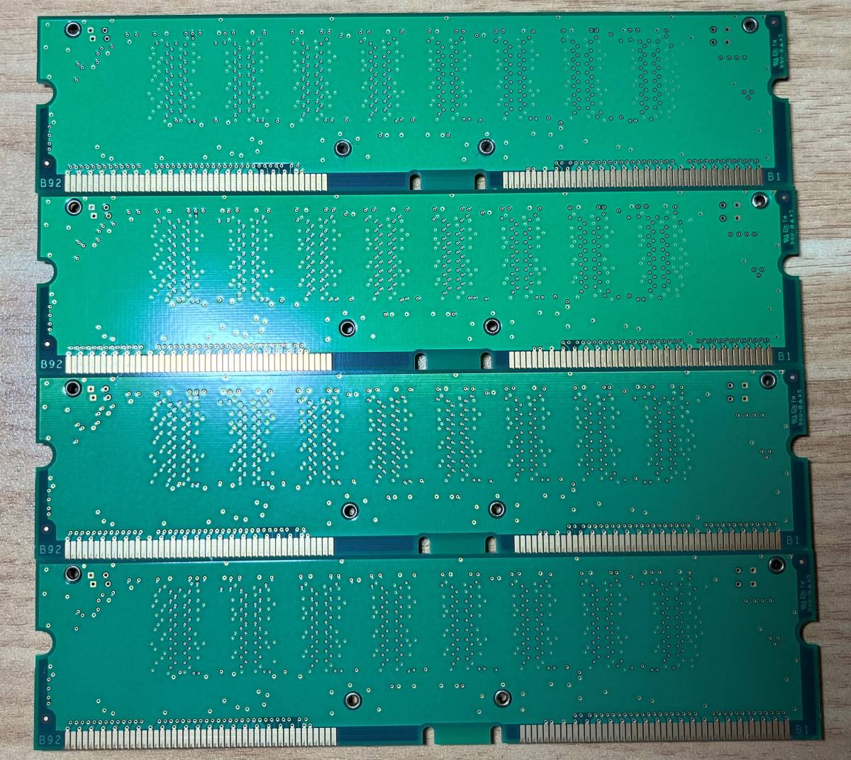 【やや傷や汚れあり】RDRAM RIMM 256MB 4枚組 PC800 SAMSUNG MR16R1628DF0-CM8の落札情報詳細 ...