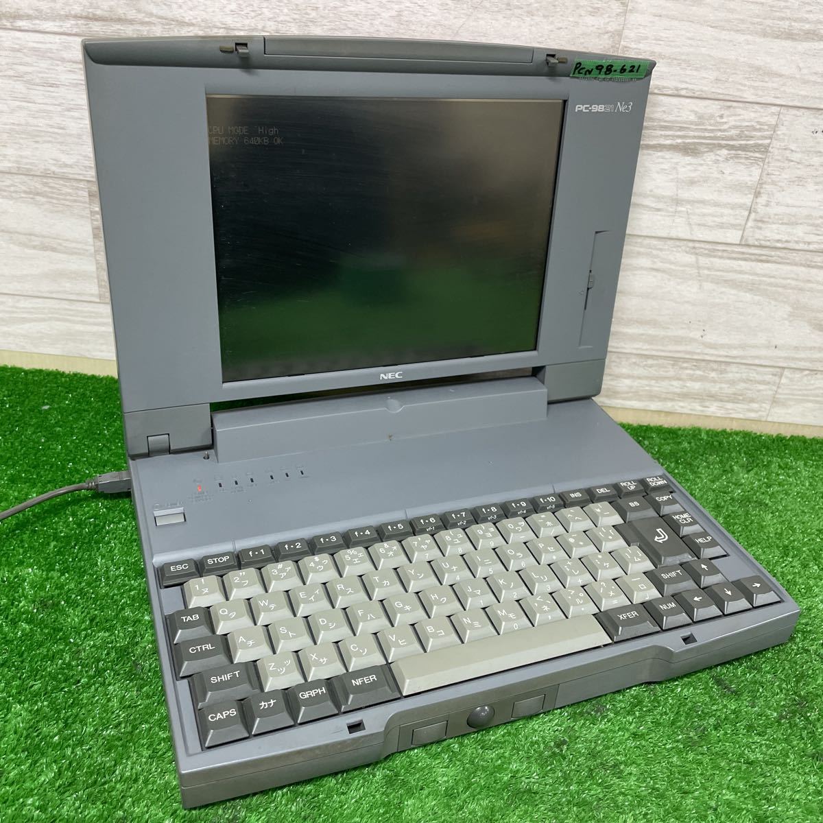 【傷や汚れあり】PCN98-621 激安 PC98 ノートブック NEC PC-9821Ne3/3 通電、起動OK ジャンクの落札情報詳細 ...