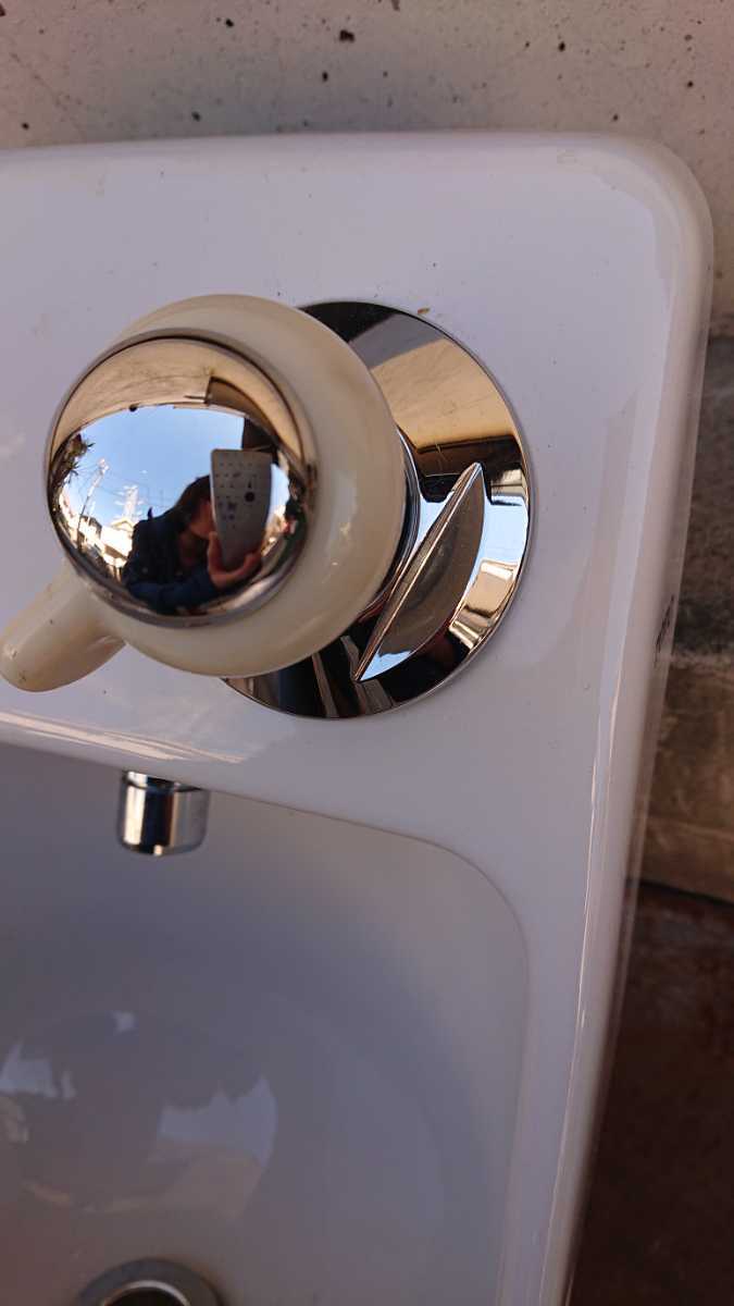 【目立った傷や汚れなし】保管品 TOTO L593 埋込み型 手洗い器 洗面器 トイレ ホワイトグレー 直接引き取り可能 格安 神奈川 横浜 鶴見の落札情報詳細 - Yahoo!オークション ...