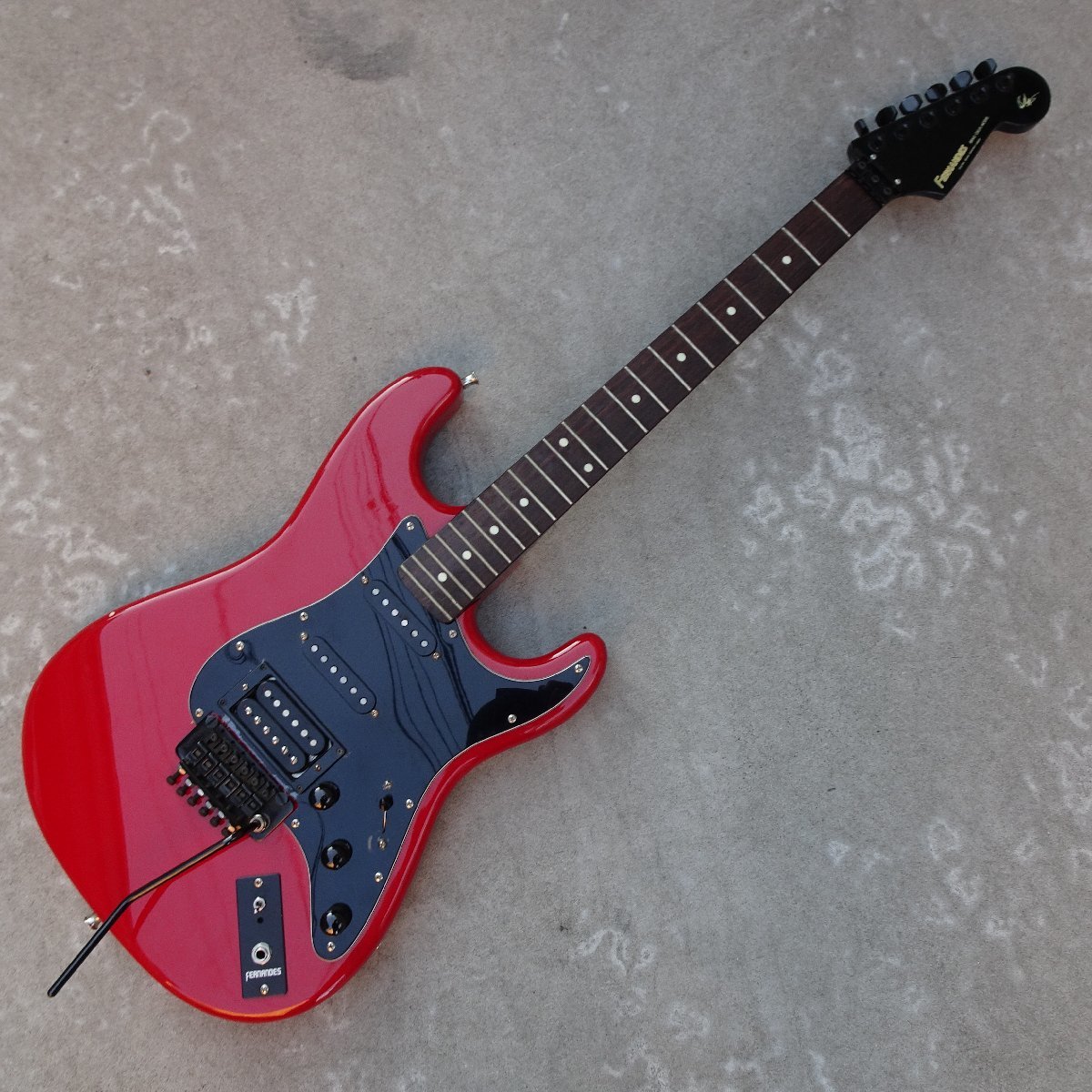 【やや傷や汚れあり】Q09025【発送可!ソフトケース付!】FERNANDES ST-155BG BRAD GILLIS MODEL ブラッド ...