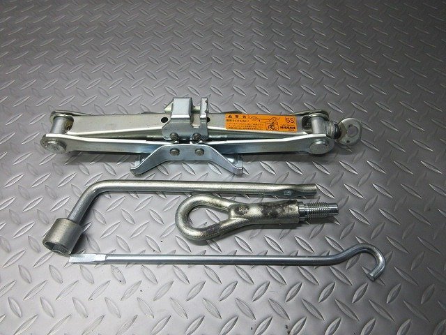 【傷や汚れあり】23 キューブZ12★ジャッキ工具セット 756の落札情報詳細 - Yahoo!オークション落札価格検索 オークフリー