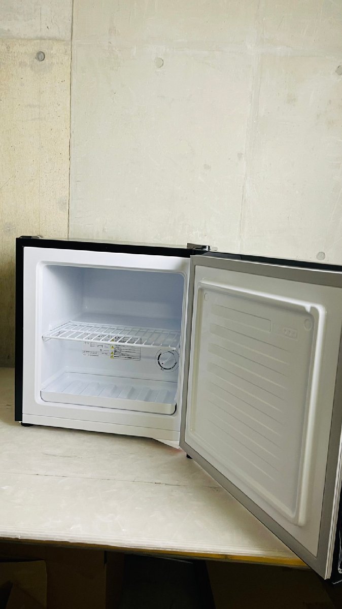 【やや傷や汚れあり】JH040392 【庫内美品】 SIMPLUS/シンプラス 1ドア冷蔵庫 SP-31LRF1 2022年製 動作品 ブラック/黒系 31L 直取り歓迎の落札情報詳細 ...