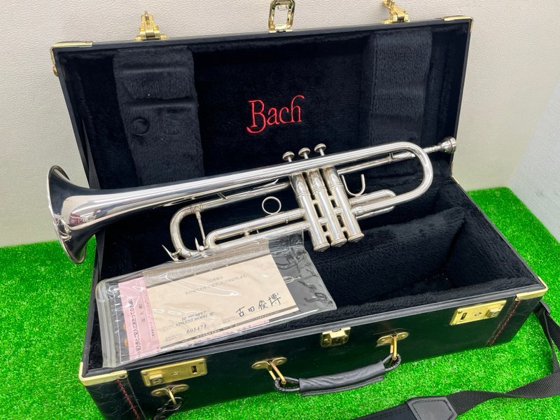 【やや傷や汚れあり】♪1435 中古品 金管楽器 トランペット Vincent Bach バック Model SP ML 【ハードケース&選定書付き】の落札情報詳細 - ヤフオク落札価格検索 ...