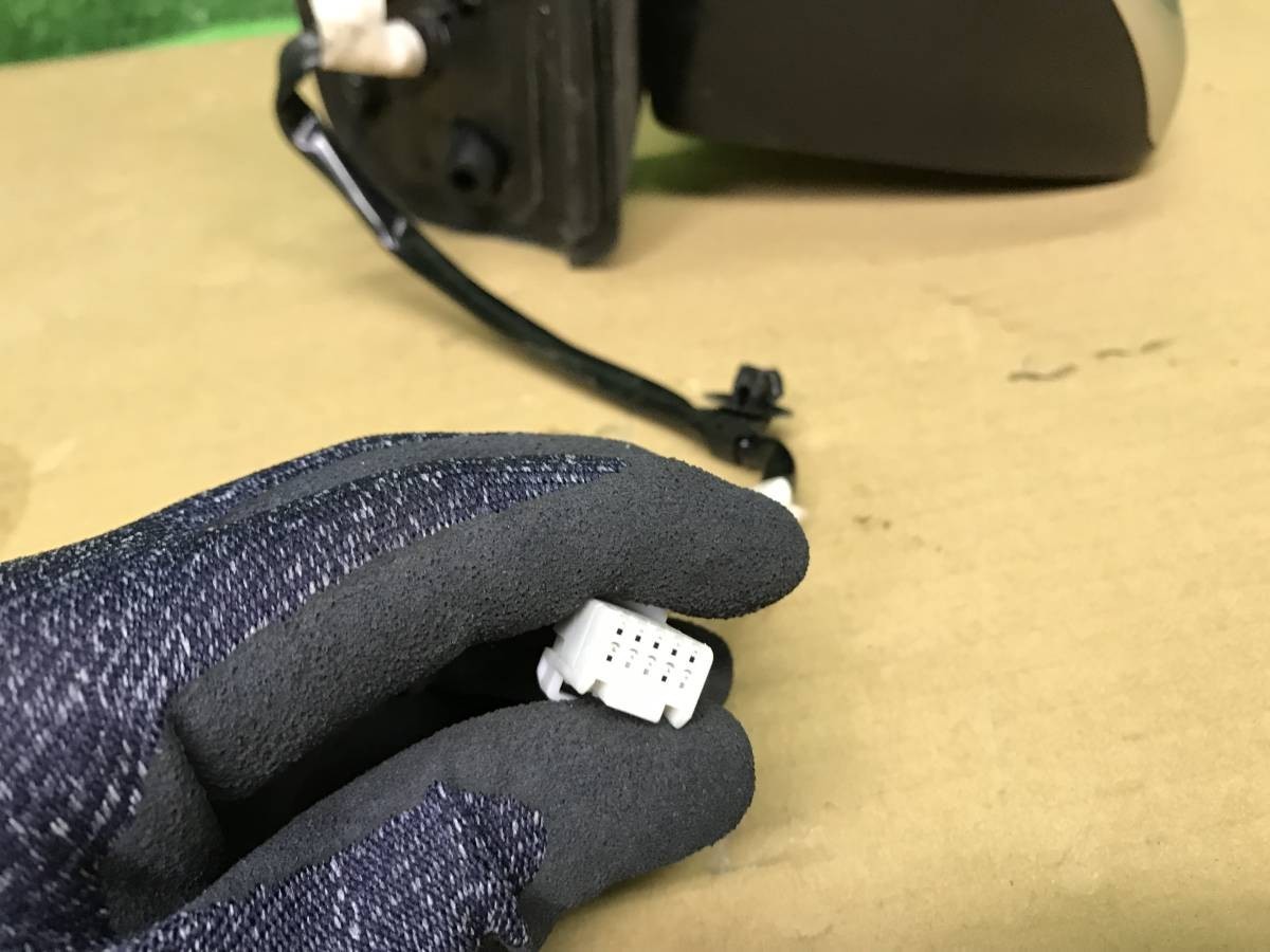 【やや傷や汚れあり】管0876-1 DBA-L575S ムーヴコンテ 純正 フロント右 ドアミラー 7ピン 動作正常 カラー：T23 の落札情報詳細 - Yahoo!オークション落札価格検索 ...