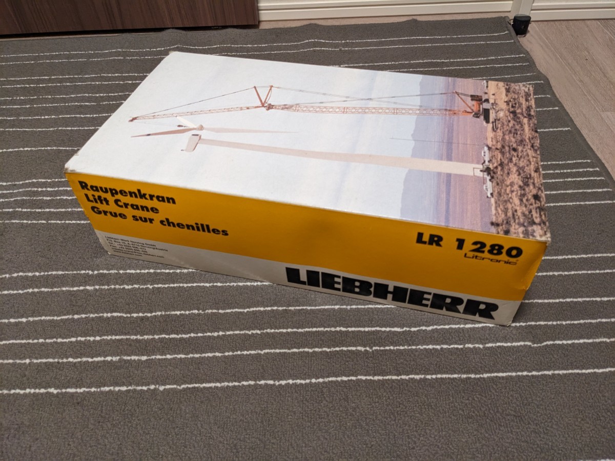 【やや傷や汚れあり】CONRAD製 LIEBHERR リープヘル クローラークレーン LR1280 サーレンス 特別カラー 未使用 未組立 ...