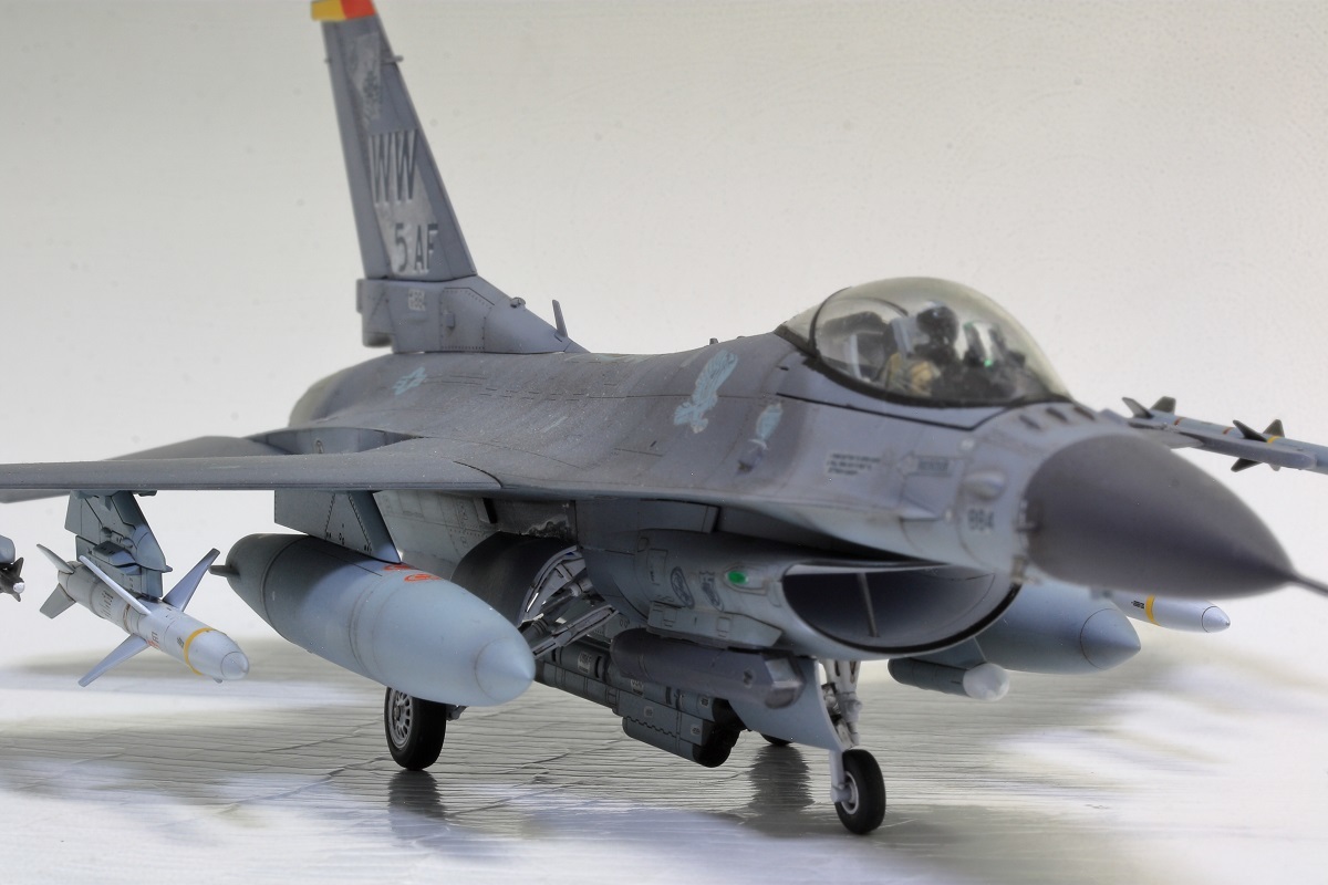 【目立った傷や汚れなし】1/72 タミヤ ウォーバードコレクション F-16CJ ファイティングファルコン フル装備仕様 塗装済み完成品の落札情報詳細 - Yahoo!オークション落札価格検索 ...