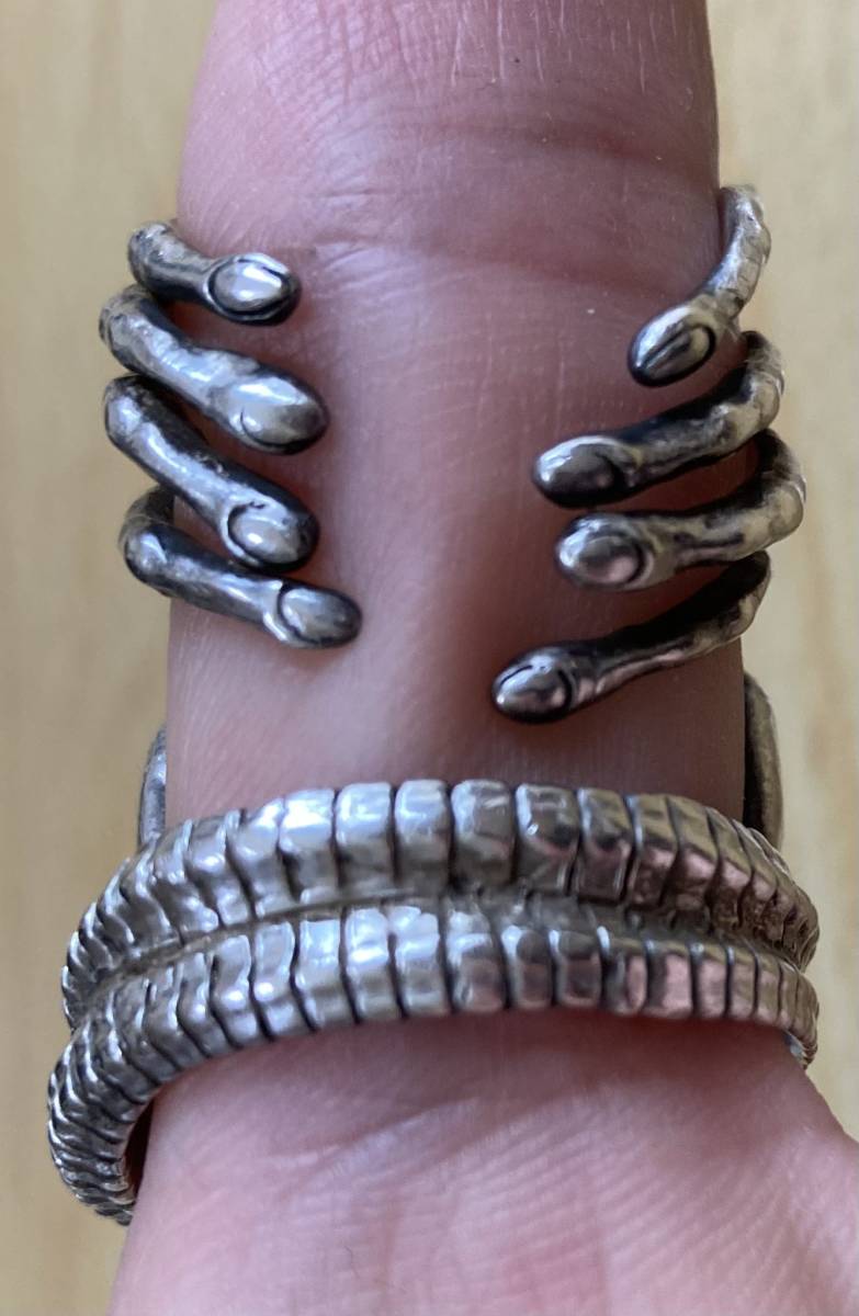 【目立った傷や汚れなし】MINORITY マイノリティ エイリアン フェイスハガー リング 指輪 LAST ORGY 2 HFA HF 美品 ...