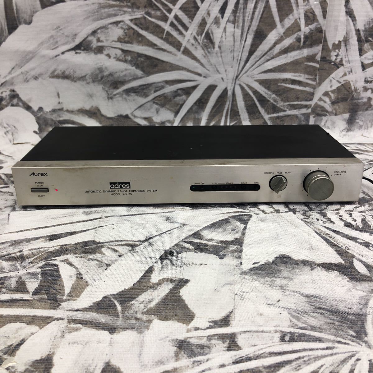 【傷や汚れあり】C-474 AUREX オーレックス AD-3S AUTOMATIC DYNAMIC RANGE EXPANSION SYSTEM ノイズリダクションシステム 通電確認済みの ...