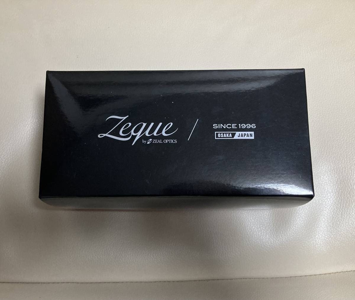 【傷や汚れあり】【089-8490k】 Zeque/ゼクー F-1384 偏光サングラス ZEAL ジール STELTH ステルス/元箱・ケース付の落札情報詳細 - ヤフオク落札価格検索 オークフリー