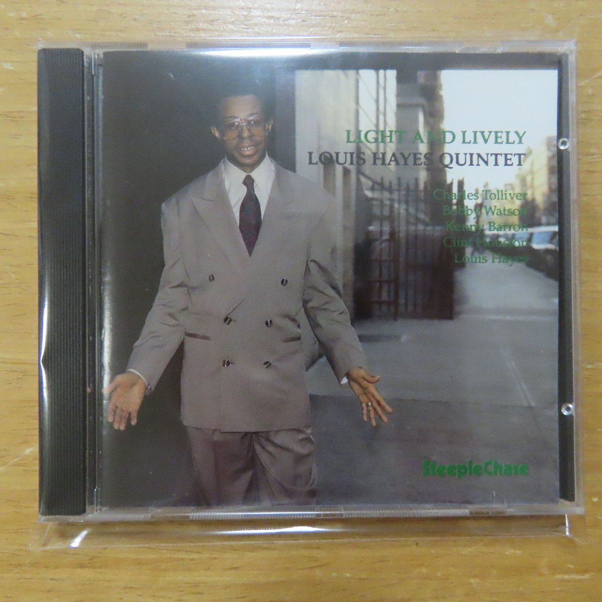 【やや傷や汚れあり】410666759;【CD/STEEPLECHASE】LOUIS HAYES QUINTET / LIGHT AND ...